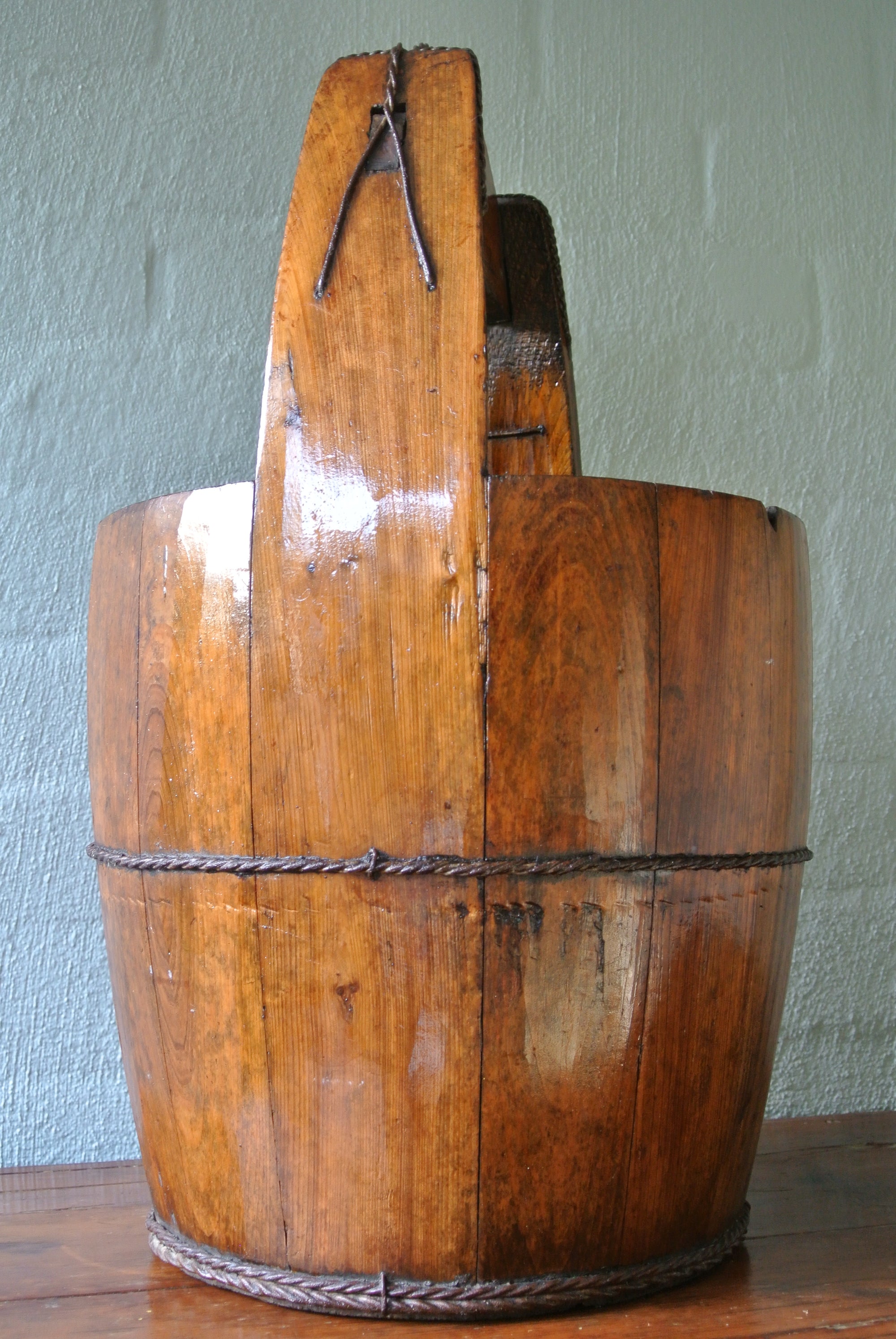 Late 19th Century Japanese Water Bucket – Sage & Leaves